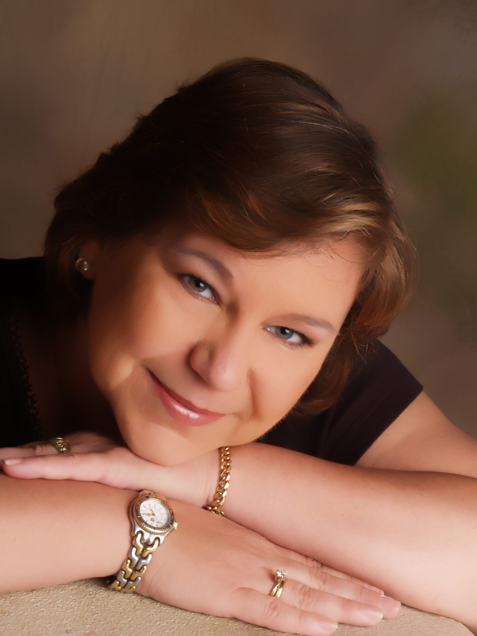 An Interview with Caridad Piñeiro - Michele Dunaway